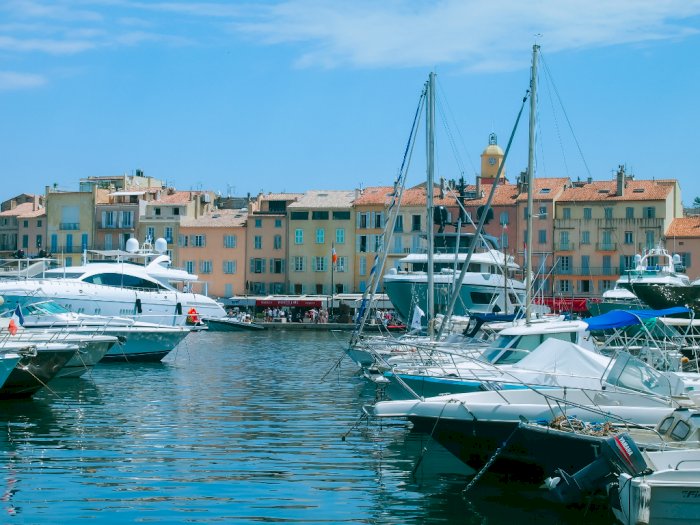Mewahnya Saint Tropez, Dulunya Desa Nelayan Biasa Sekarang Jadi Lokasi ... Mewahnya Saint Tropez, Dulunya Desa Nelayan Biasa Sekarang Jadi Lokasi ...