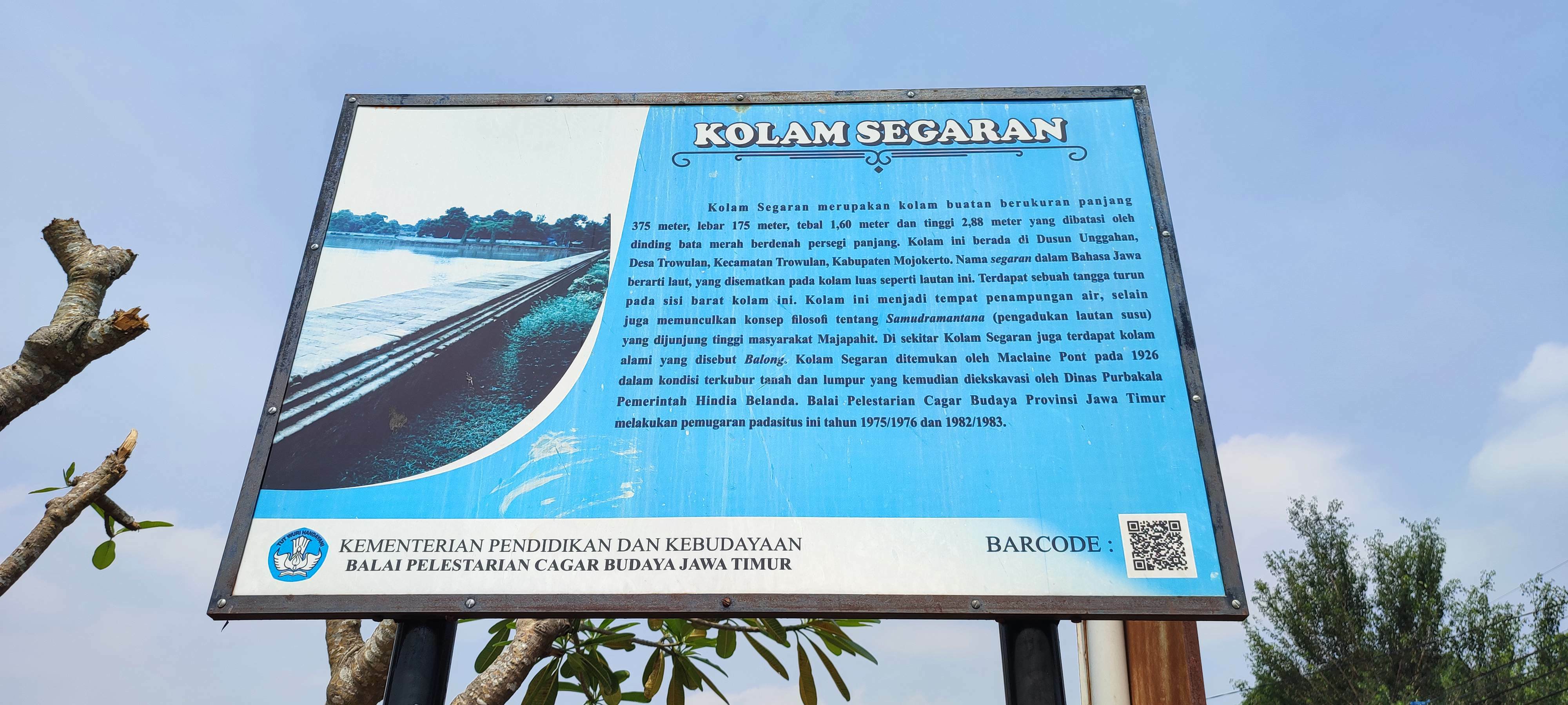 Benarkah Kolam Ini Jadi simbol Kebesaran dan Kesombongan Kerajaan ...