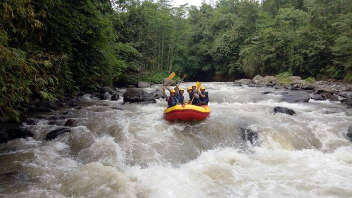 Songa Adventure Probolinggo, Rasanya Sensasi Rafting yang Seru ...