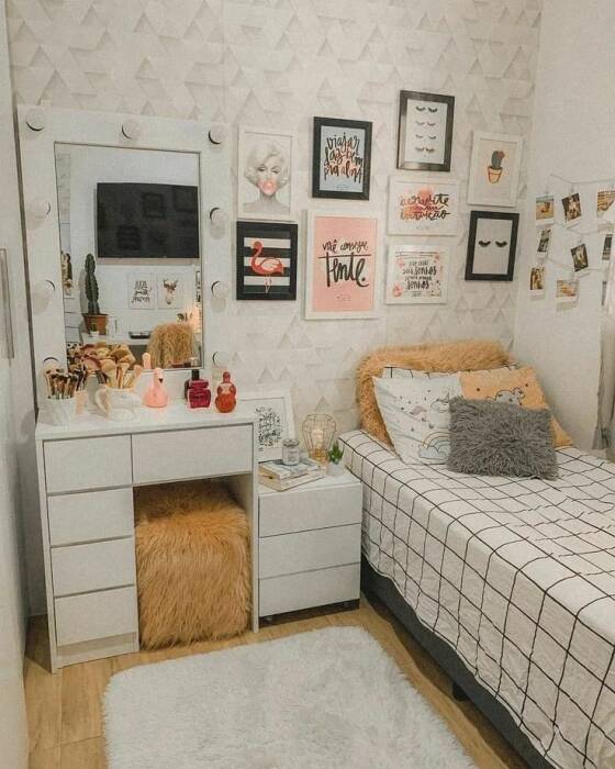 11 Dekorasi Kamar Tidur Sempit Yang Aesthetic Minimalis Simple